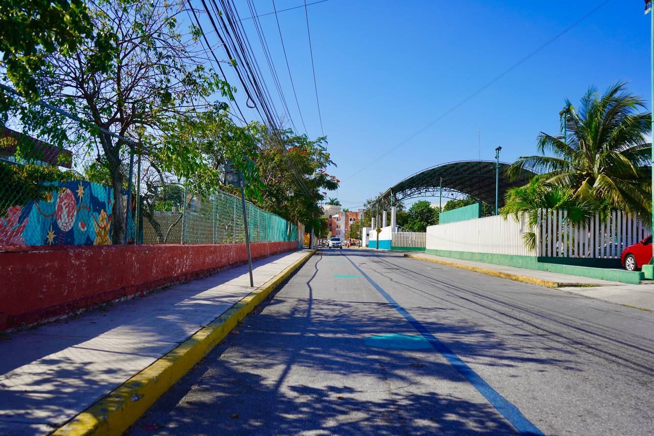 BANQUETA INCLUSIVA Y ARBOLADA PARA NIÑOS DEL CENTRO DE ATENCIÓN ...